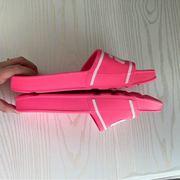 Fila | Shoes | Fila Florescent Pink Slides Sporty Beach Pool Sandals ...